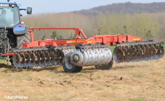 Used Disc, tine & tillage equipment For Sale - Agriaffaires